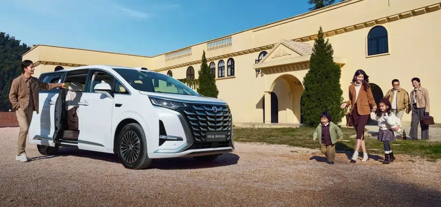 Denza D9 EV 600KM 4WD Flagship 2025 – Export from China | SinoAutoGo