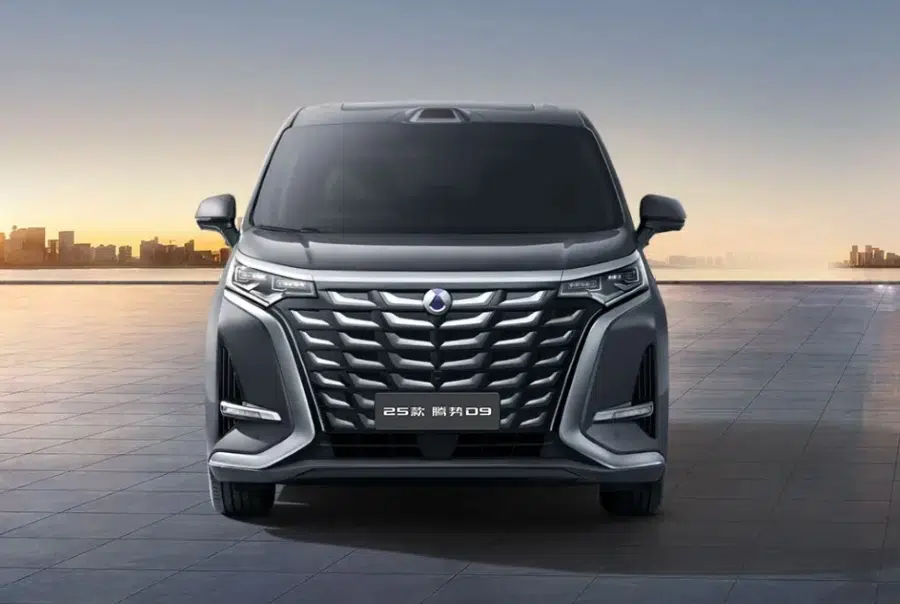 Denza D9 EV 600KM 4WD Flagship 2025 – Export from China | SinoAutoGo